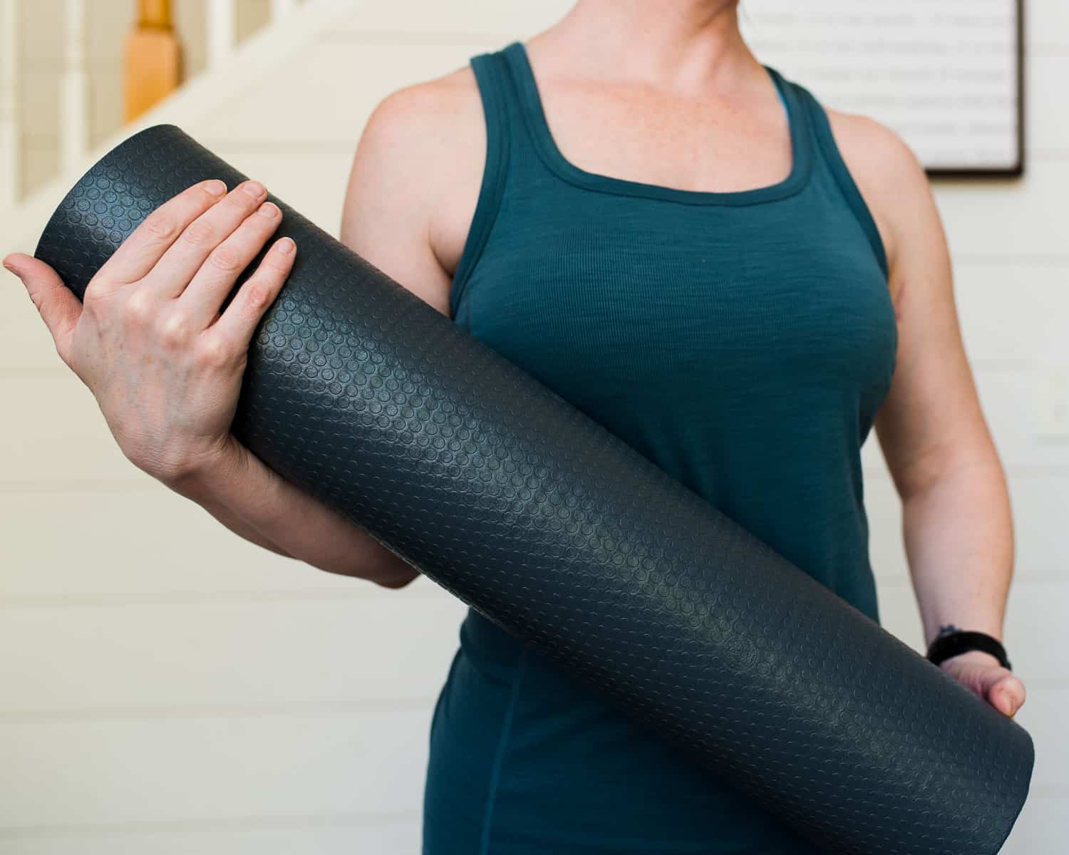 How to Clean a Yoga Mat | Best Tips and Tricks - Amanda Seghetti