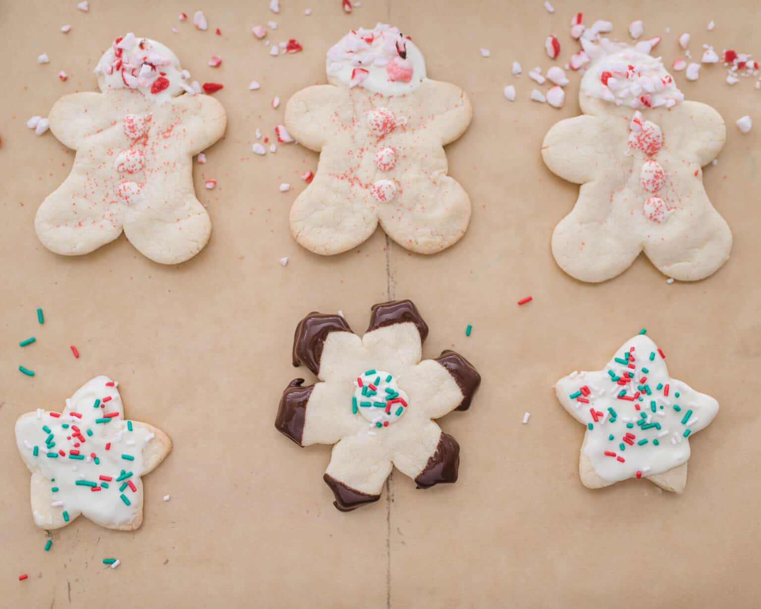 Delicious Holiday Dipped Sugar Cookies - Amanda Seghetti