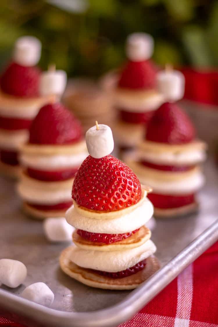 Festive Santa Treats for the Holidays - Amanda Seghetti